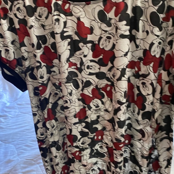 Disney | Tops | Disney Mickey Mouse Red And Black Short Sleeve Tee ...